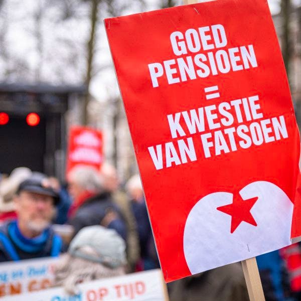 Pensioenactie bij Eerste Kamer - SP - Socialistische Partij